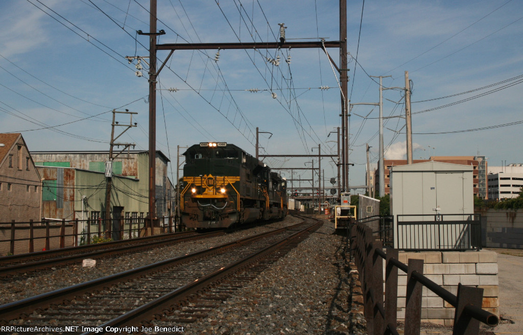 NS 1068 Erie Heritage unit on 24K